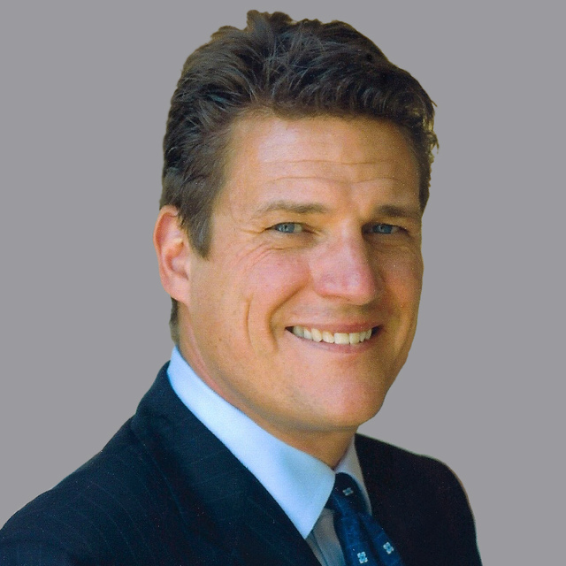 Eric Olofson | US | Cushman & Wakefield