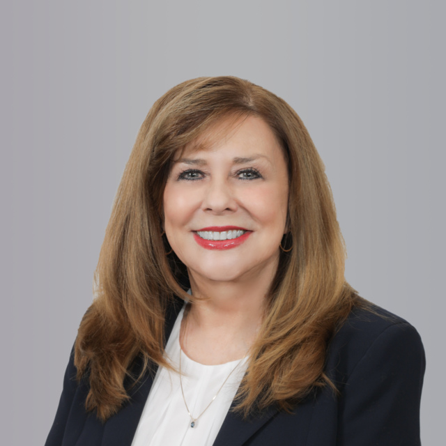 Terri Giovacchini | US | Cushman & Wakefield