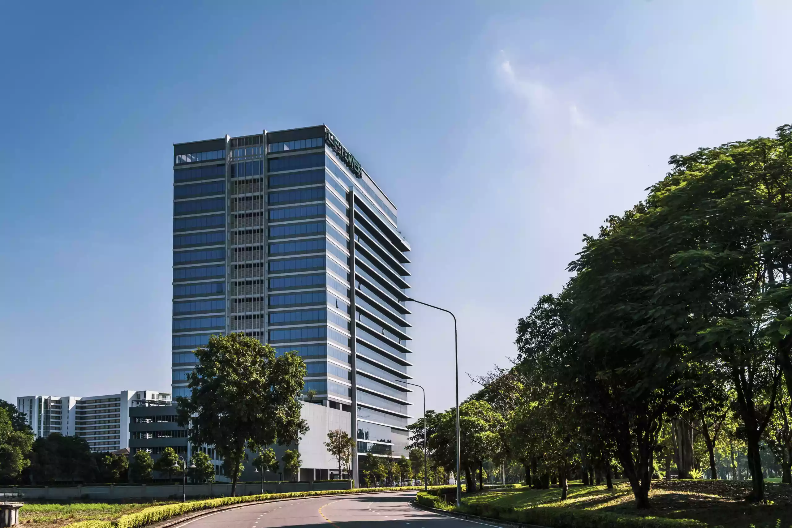 C.P. Tower North Park | TH | Cushman & Wakefield