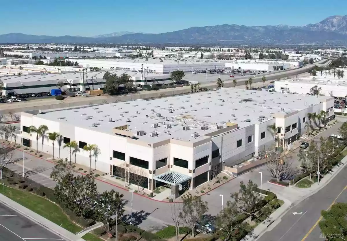 2539 Philadelphia St. Warehouse/Distribution for lease 106055 SF ...